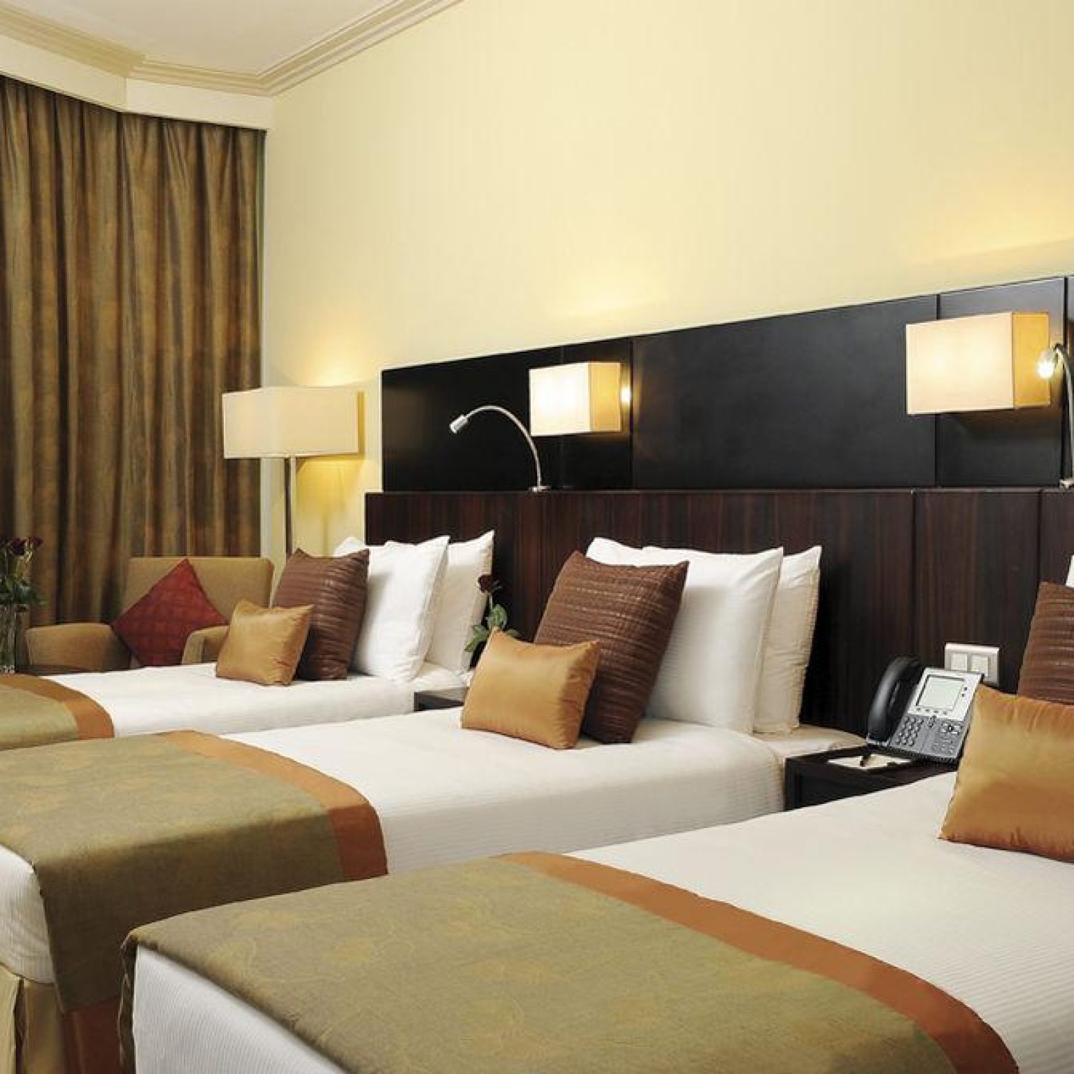 Rooms & Suites – The Trinity Resort